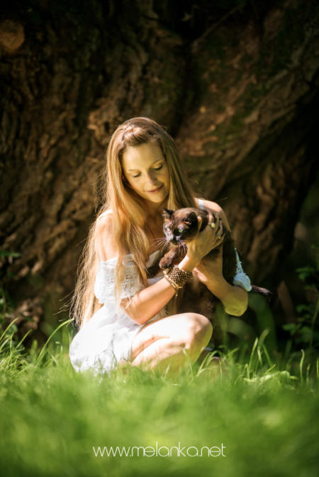 melanka_6200 - Sarah Rogalski